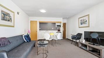 Apartamento, 1 quarto, vista para a montanha | Sala de estar