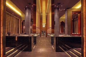 7 restaurantes, cozinha local e internacional
