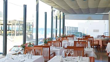 Café da manhã e jantar, culinária mediterrânea