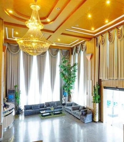 Bay Hotel Srinakarin