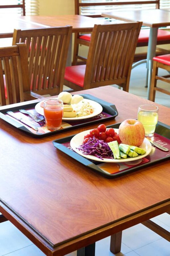 Alimentação e bebidas