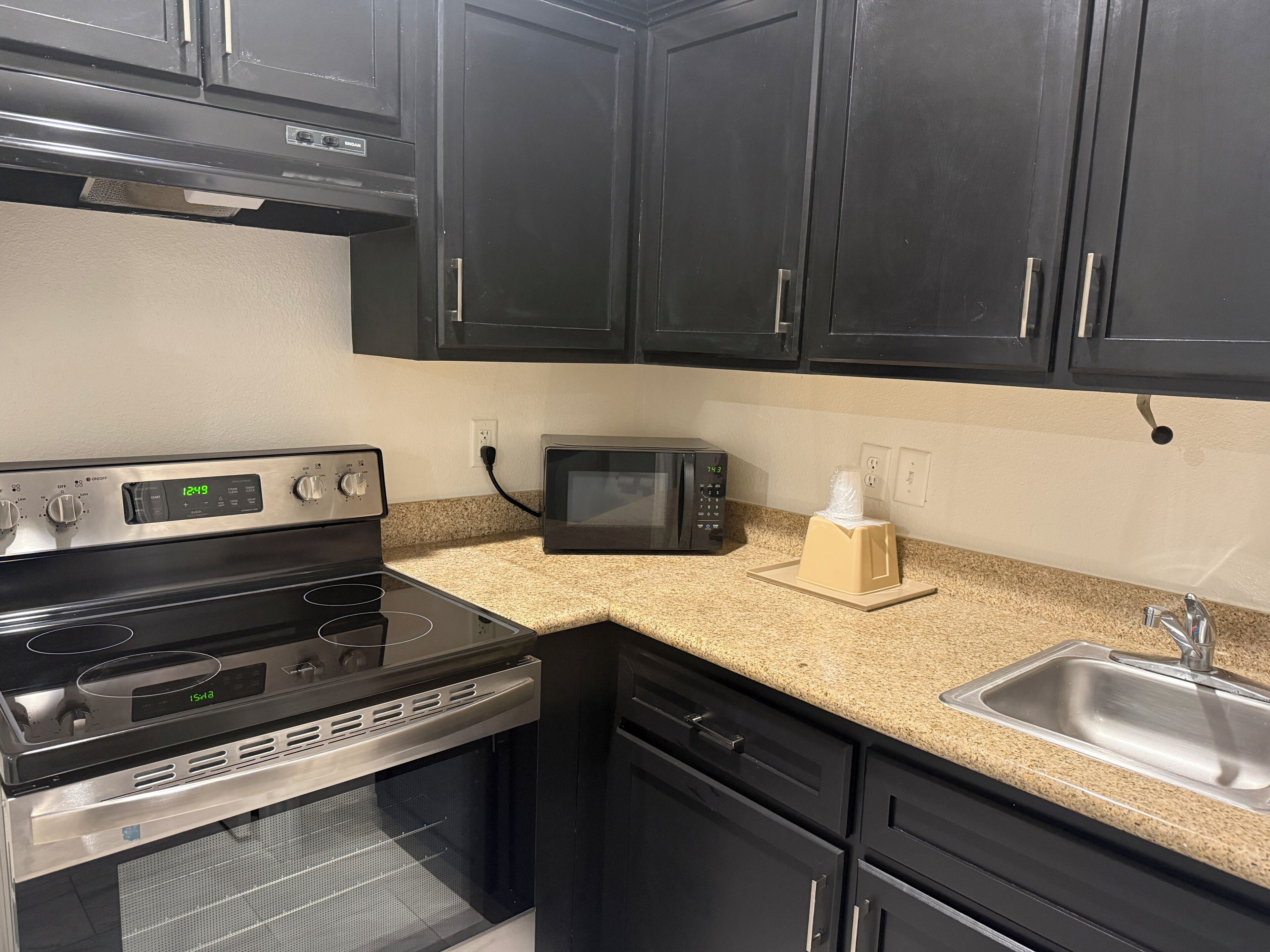 Quarto Duplo Nobre | Cozinha privada | Um frigorífico, um micro-ondas, uma cafeteira/bule 