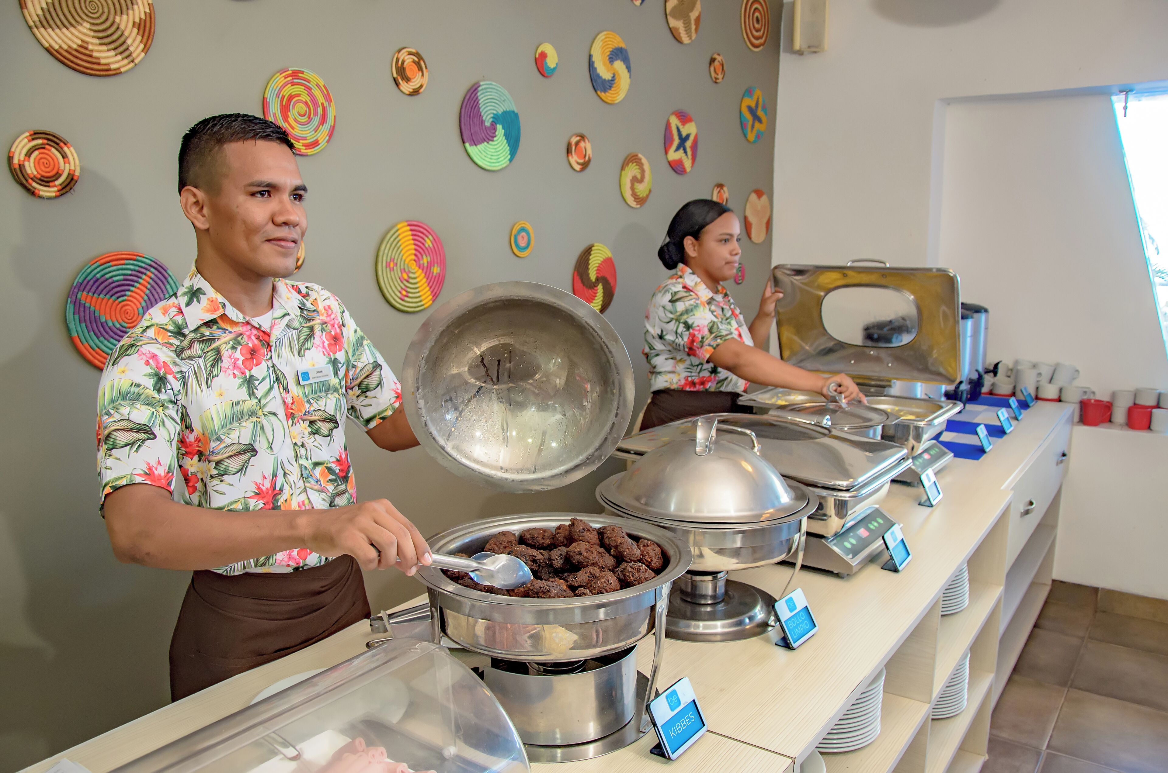 Café da manhã continental todos os dias mediante uma taxa