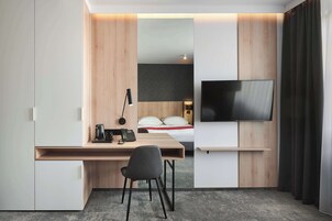 Quarto standard, 1 cama de casal, para não fumantes | Comodidades do quarto