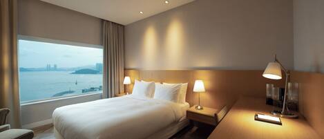 Cortinas/cortinados opacos, camas desdobráveis, Wi-fi grátis