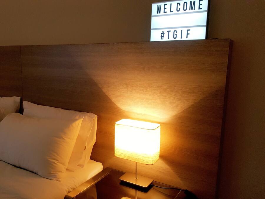 Quarto Superior, 1 cama king-size | Secretária, ferro/tábua de engomar, Wi-fi grátis