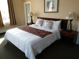 Suíte de dois quartos  | Camas com colchões pillow-top, escrivaninha