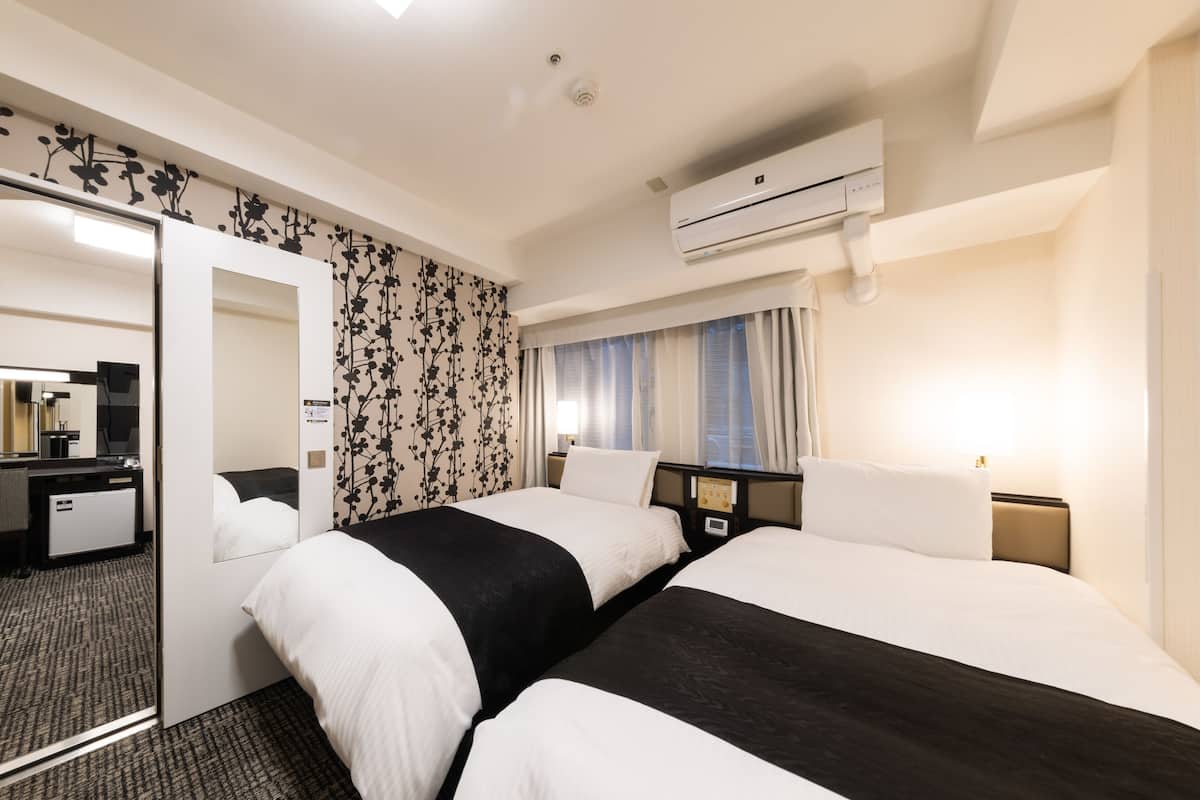 Quarto quádruplo, 4 quartos, para não fumantes | Roupas de cama premium, edredons de pluma, escrivaninha