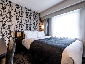 Roupa de alta qualidade, edredões de penas, secretária 