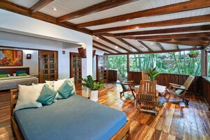 Quarto Duplo, 2 camas queen-size, vista para a praia | Sala de estar