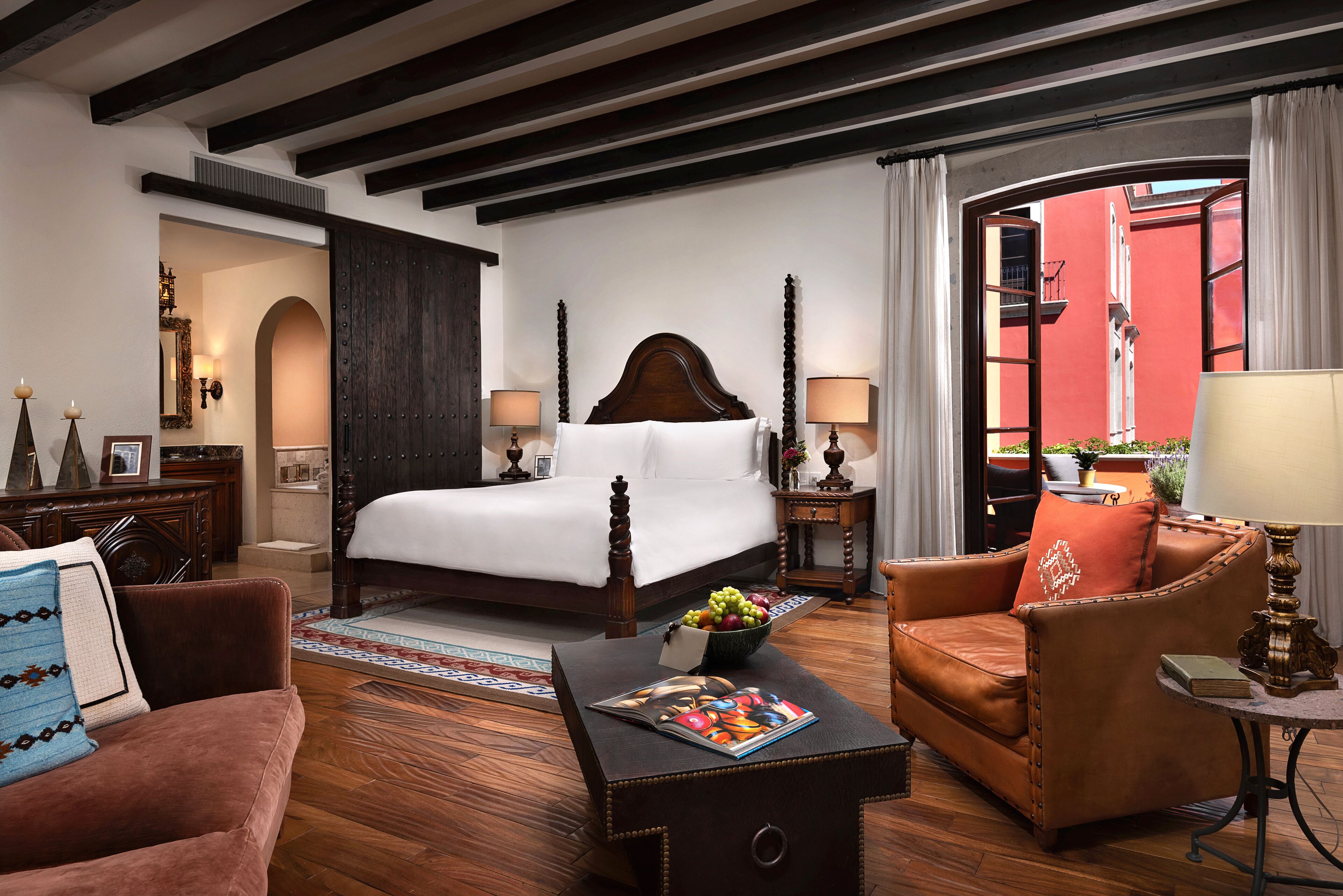 Deluxe King Room | Roupas de cama de algodão egípcio, roupas de cama premium
