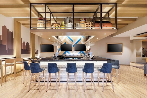 Pequenos-almoços e jantares servidos