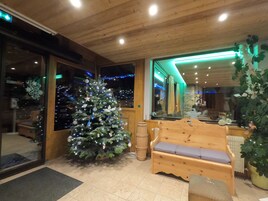 Entrada (vista interior)