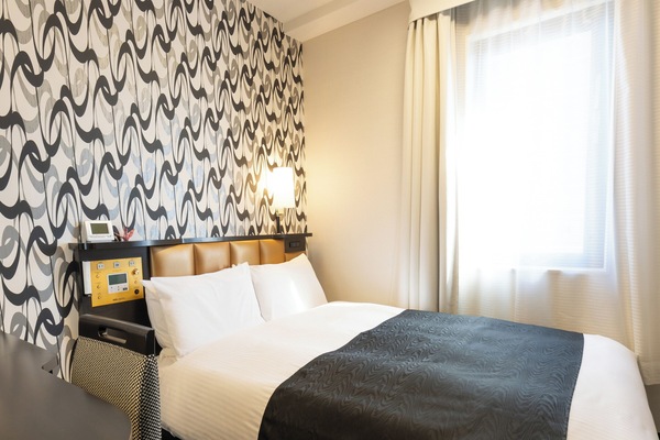 Edredões de penas, secretária, cortinas/cortinados opacos, Wi-fi grátis