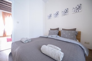 1 quarto, roupas de cama premium, edredons de pluma