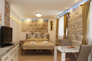 Quarto casal tradicional, 1 cama Queen | Individualmente decorados, individualmente mobiliados, berços grátis