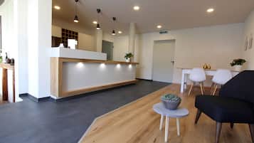 Entrada (vista interior)