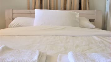 Quarto triplo standard, vista para o mar | 1 quarto, camas Select Comfort, cofres nos quartos