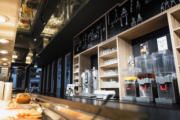 Café da manhã continental grátis todos os dias