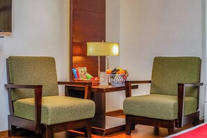 Estúdio | Lençóis de algodão egípcio, minibar, com decoração personalizada 