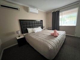 Quarto Standard | Ferro/tábua de engomar, Wi-fi grátis, roupa de cama fornecida 