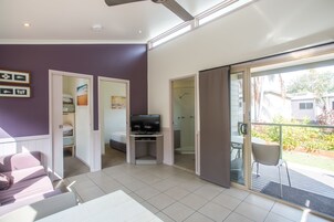 Quarto, 2 quartos (Budget) | Área de estar | TV