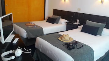Minibar, Wi-fi grátis, roupa de cama fornecida