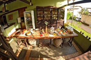 Comida e bebidas