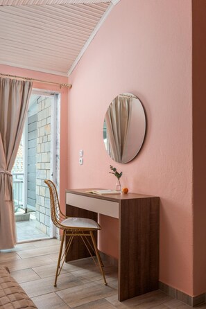 1 quarto, roupa hipoalergénica, cofre no quarto 