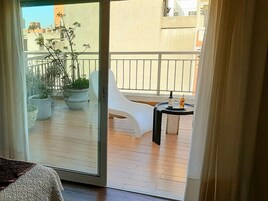 Quarto casal superior, sacada | Terraço/pátio