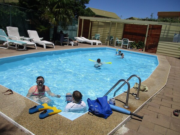 Anchorbell Holiday Apartments - Merimbula