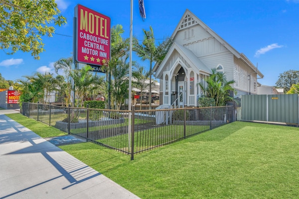 Caboolture Central Motor Inn, Surestay Collection By Bw - Brisbane
