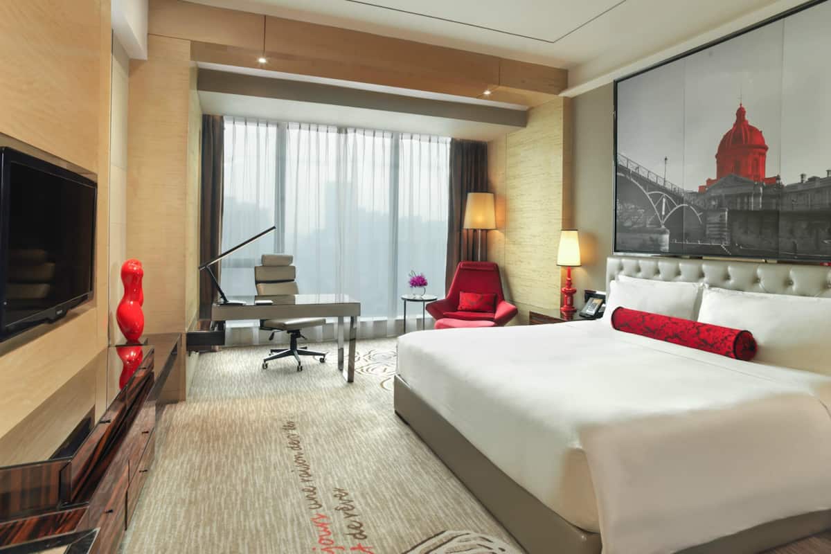 1 quarto, roupas de cama premium, edredons de pluma, frigobar