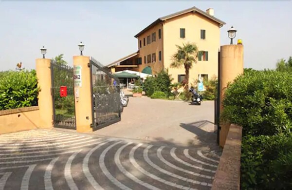 Country House Country Club - Venice