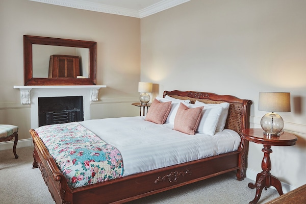 Brambles Of Inveraray - Loch Awe