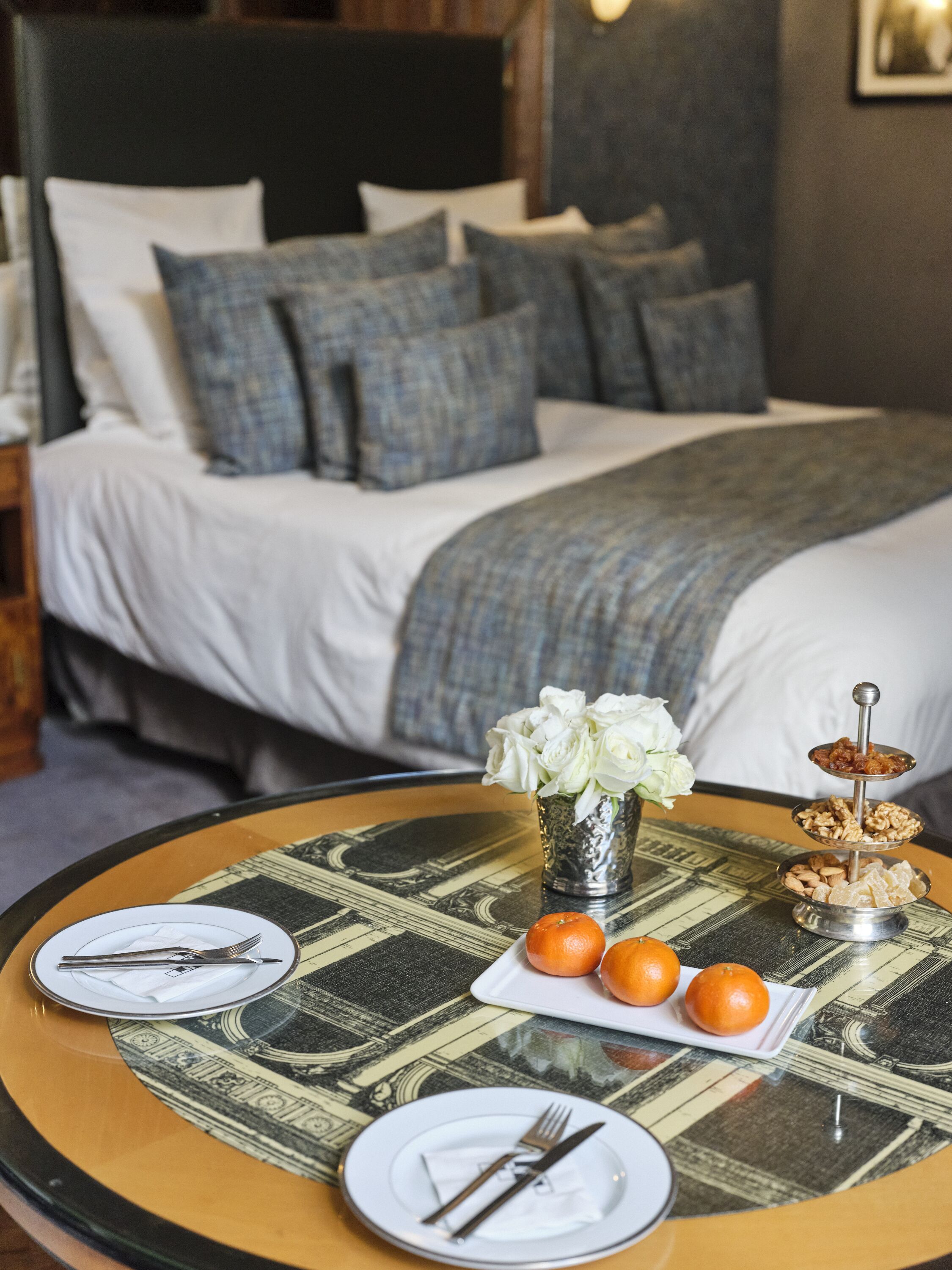 Quarto Executivo | Roupa de alta qualidade, minibar, cofre no quarto 