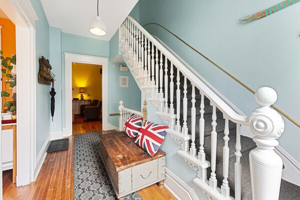 Château Des Tourelles - Par Aneyro - Quebec City