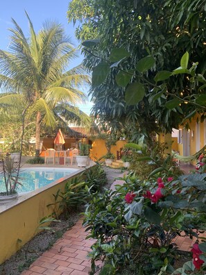 Quarto Triplo | Wi-fi grátis, roupa de cama fornecida 