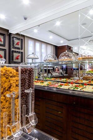 Pequeno-almoço tipo buffet diário incluído 