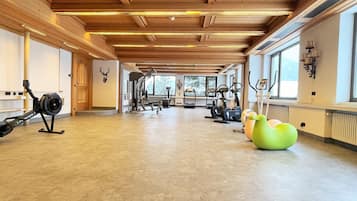 Equipamento de fitness no quarto