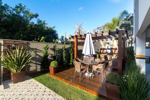 Apartamento, 2 quartos | Refeições ao ar livre