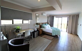 Quarto luxo | Edredons de pluma, camas com colchões de espuma com sistema de memória