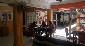 Pequeno-almoço inglês diário incluído