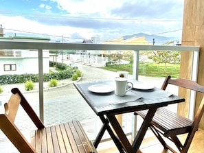 Apartamento superior, 1 quarto, sacada, vista para a montanha | Vista para a montanha