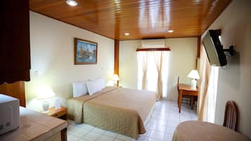 Quarto solteiro standard, para não fumantes | Wi-Fi de cortesia, roupa de cama