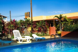 Piscina exterior