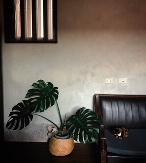 Área de estar no saguão