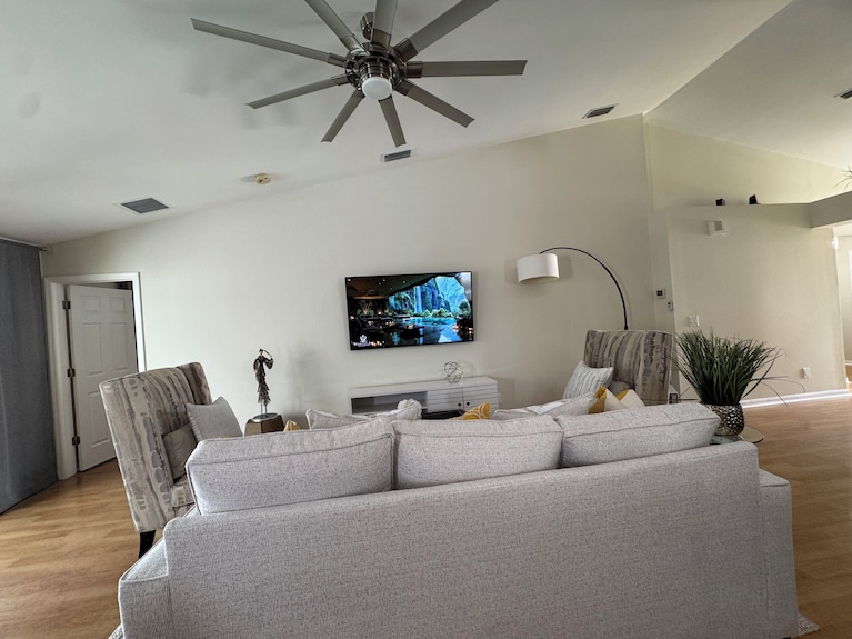 Florida Paradise Home Near Img Academy & Siesta Key Beach - Bradenton, FL