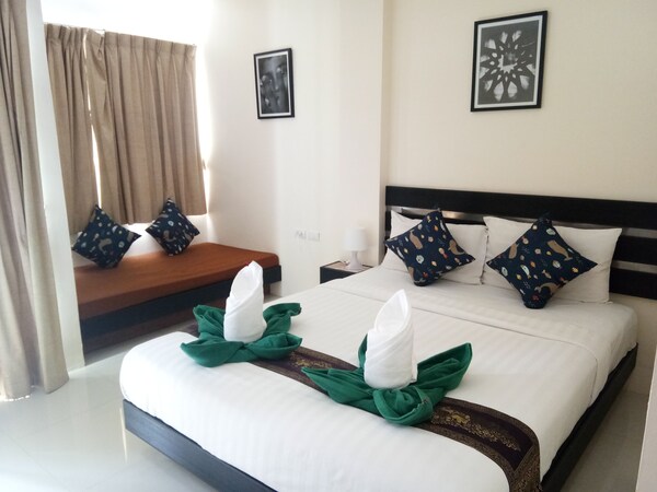 Patong Beach Hotel By See2sea - Patong Beach