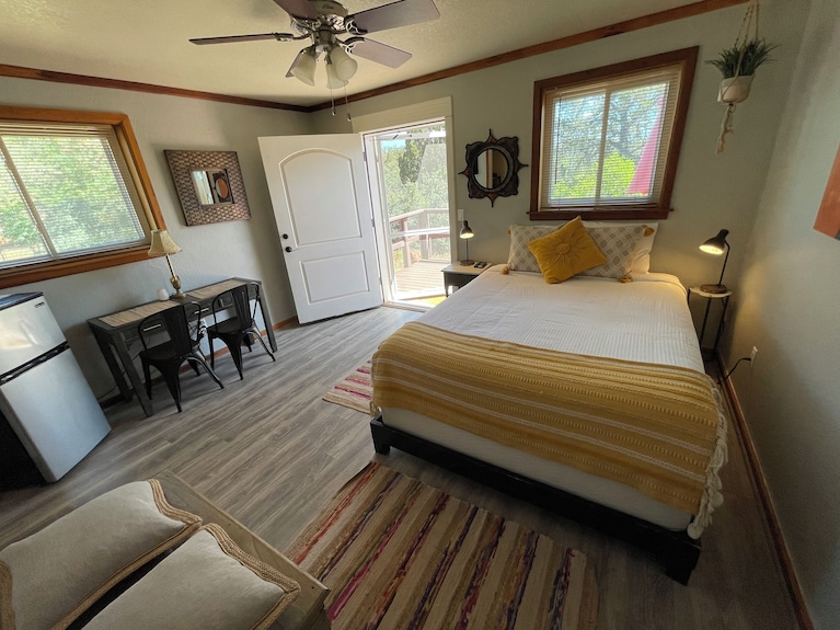 Serene Sedona Studio(ダブルシャワー付き)と眺めの良いプライベートパティオ! - セドナ, AZ